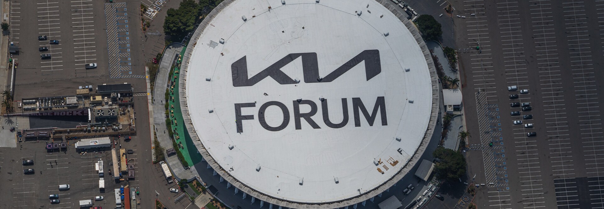 Roofing Project Showcase - The Kia Forum | GAF